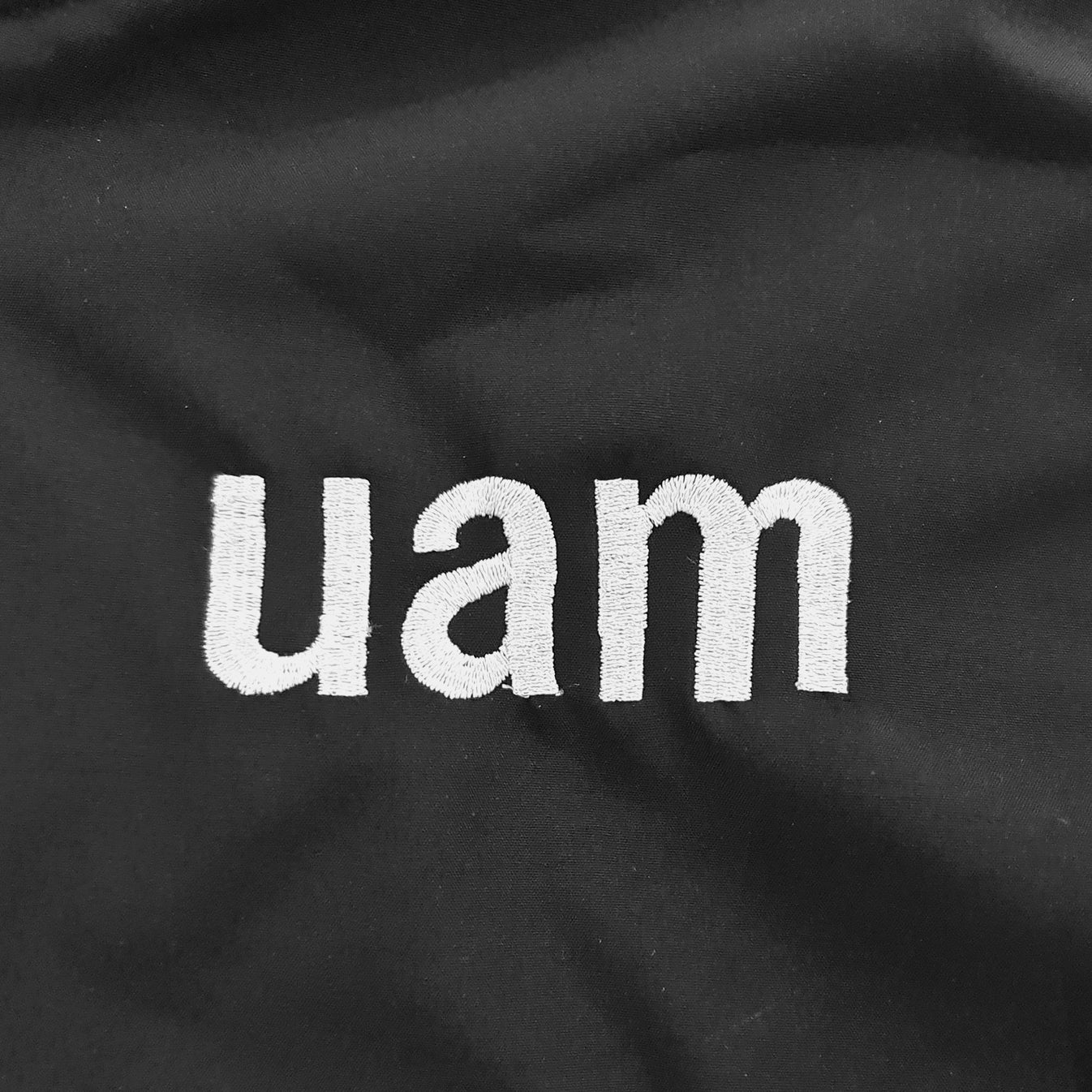 CHAMARRA NEGRA FUNDACIÓN UAM – Tienda Fundacion UAM